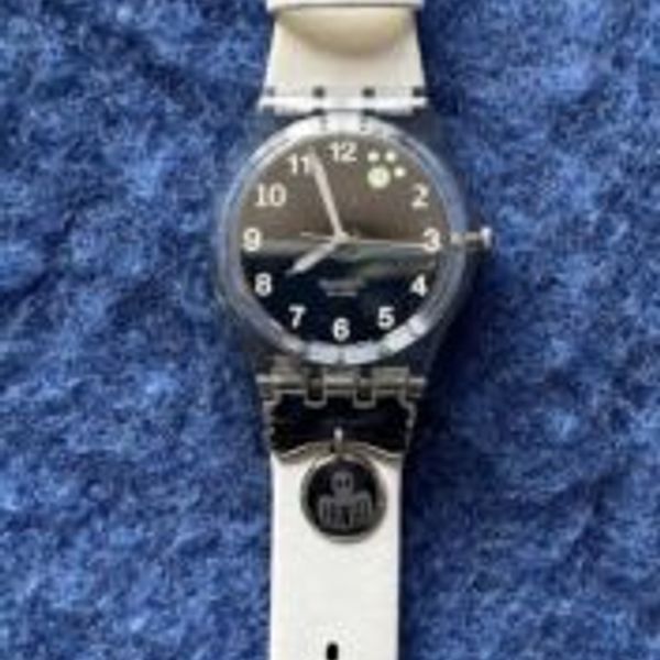 Montre Swatch Collection James Bond 007 | WatchCharts Marketplace