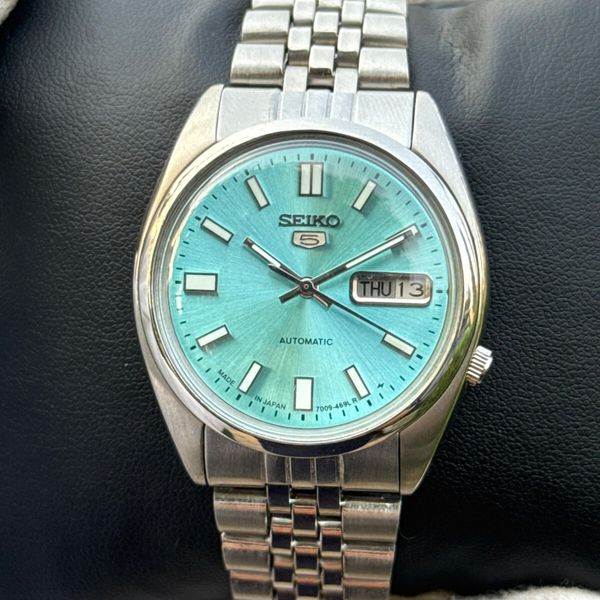 Vintage Seiko 5 Automatic Mens Watch Day/Date 7009 Japan | WatchCharts Marketplace