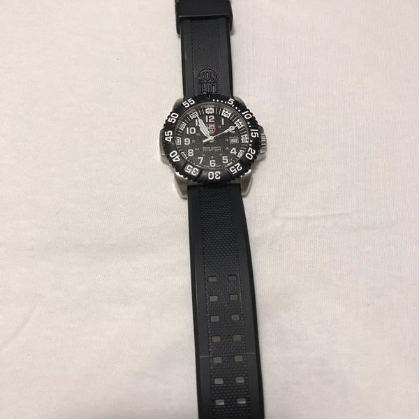 FS: LUMINOX NAVY SEAL COLORMARK 3150 SERIES | WatchCharts Marketplace