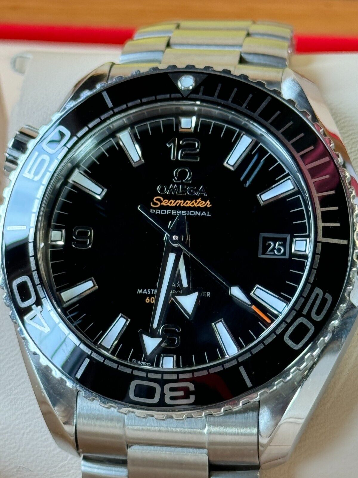 OMEGA Seamaster Planet Ocean 43.5mm, 215.30.44.21.01.001 B&P 2021 ...