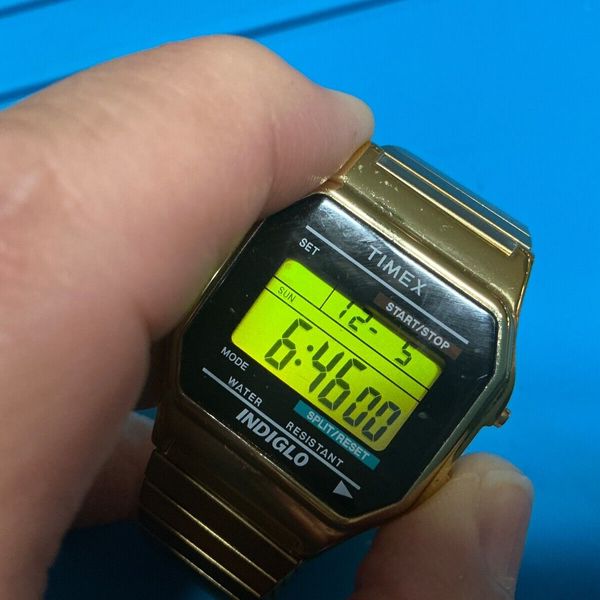 Vintage TIMEX 555 RR Digital Indiglo Gold Tone Watch With New Battery ...