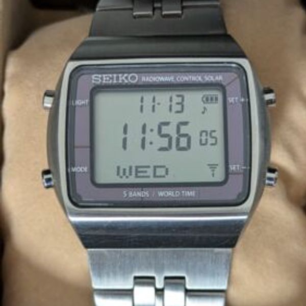 Seiko SBPG001 Spirit Digital Complete set with new module and new spare bracelet | WatchCharts ...