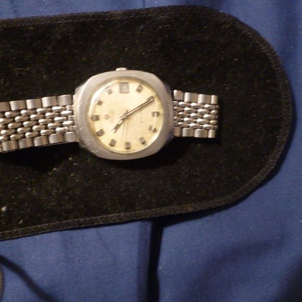 Certina Blue Ribbon watch for repair | WatchCharts Marketplace