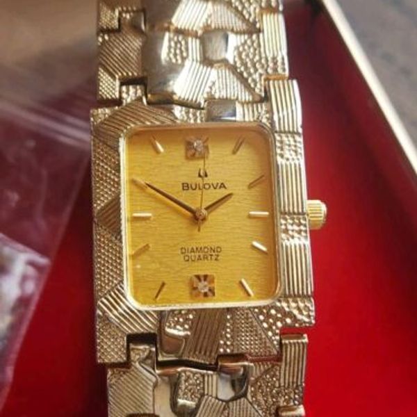 VINTAGE BULOVA 3063 1520 GOLD Nugget MENS WATCH IN ORIGINAL BOX DIAMOND ...