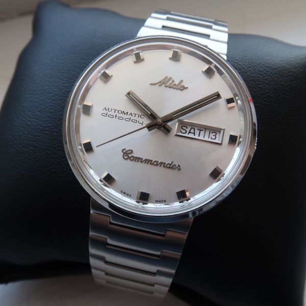 SOLD: Mido Commander I Datoday, Ref. 8429, Bracelet, $275 | WatchCharts ...