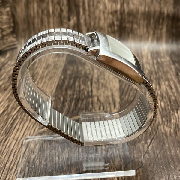 Fossil ES9639 Tank Watch New Battery | WatchCharts Marketplace