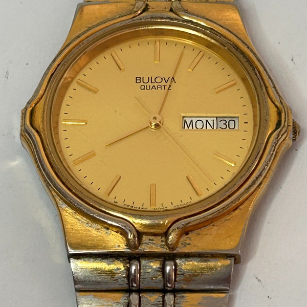 Working Vintage 1988 Men's Gold Bulova Quartz Watch GL | WatchCharts ...