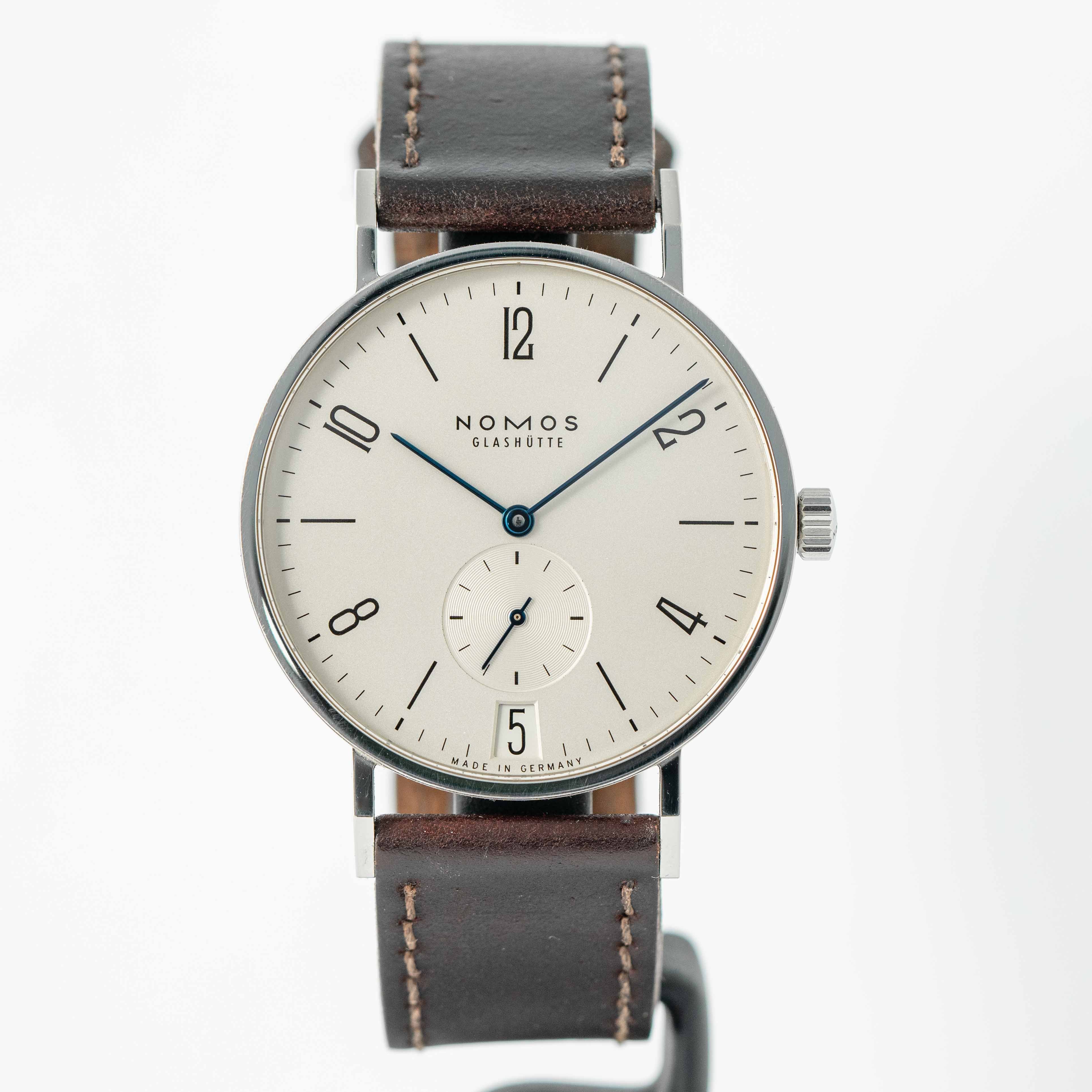 [$1,800 USD] Nomos Tangente 38 Date (reference 130) | WatchCharts ...