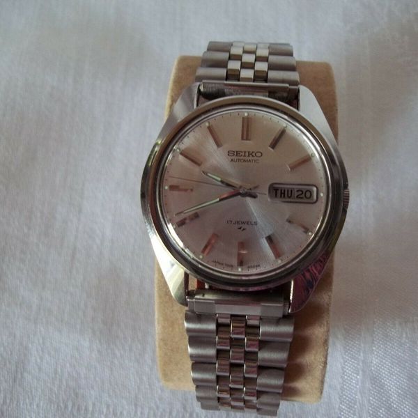 Vintage Seiko Men’s Watch 7006-8009R Japan Automatic 17 Jewels w/ Day Date | WatchCharts Marketplace