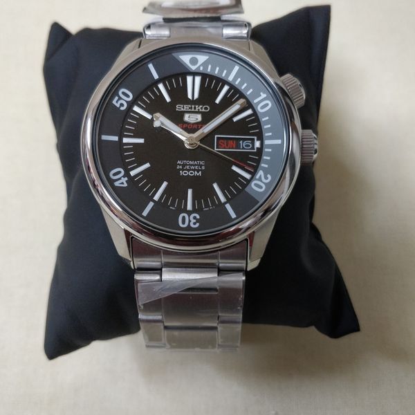 Seiko Compressor style SRPB27 (Unworn) | WatchCharts Marketplace