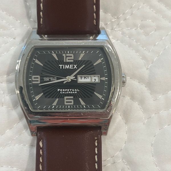 Timex Perpetual Calendar Wristwatch Men's Leather Strap CR 2016 CELL ...