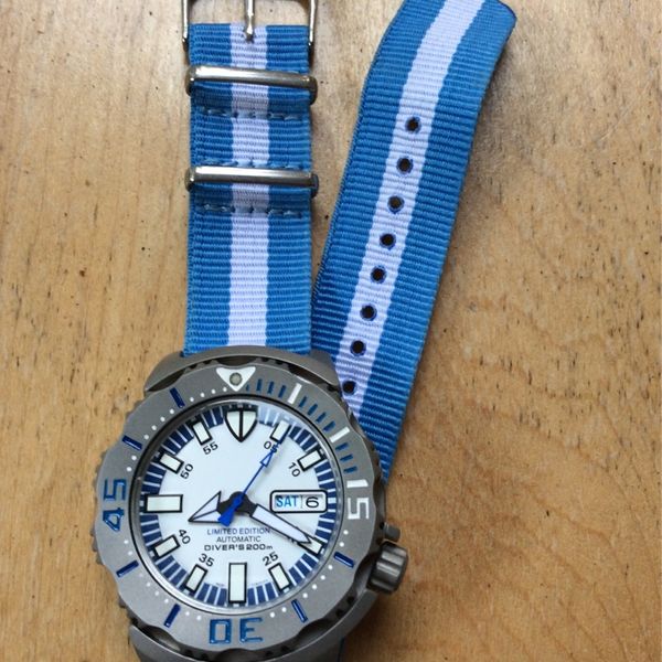 FS: Seiko Monster mod "Snow Monster" must see | WatchCharts Marketplace