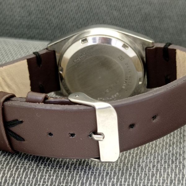 VINTAGE SEIKO 5 AUTOMATIC JAPAN MENS DAY&DATE MAROON COLOR DIAL WATCH ...