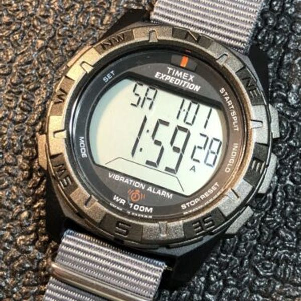 Timex Expedition Menâ s Watch M540 VIBRATION Alarm Chrono WR100M New ...