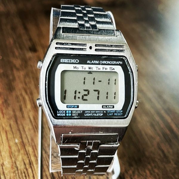 RARE Vintage 1980 Seiko A257-5010 Digital Watch, Made in Japan ...