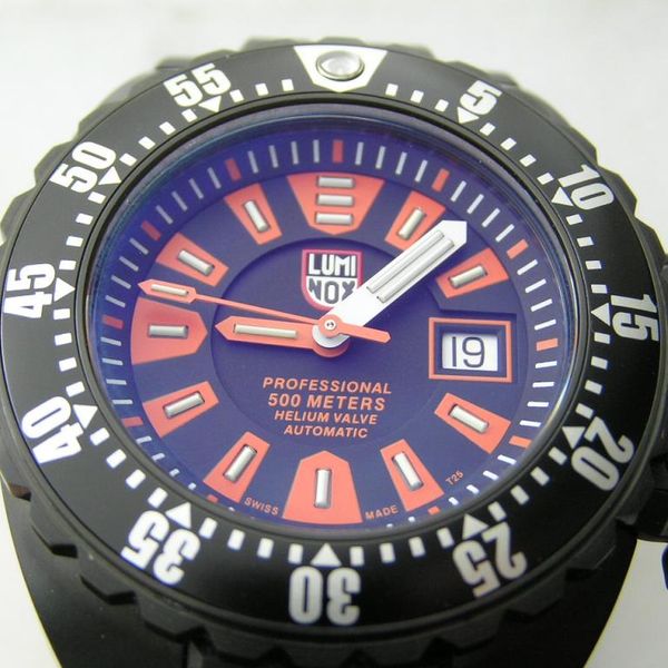 FS: Luminox Deep Dive Orange Automatic Diver | WatchCharts Marketplace