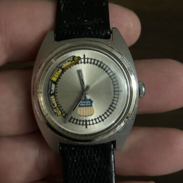 Vintage Rare Union Pacific 17 Jewel Mechanical Train Watch Locomotive ...