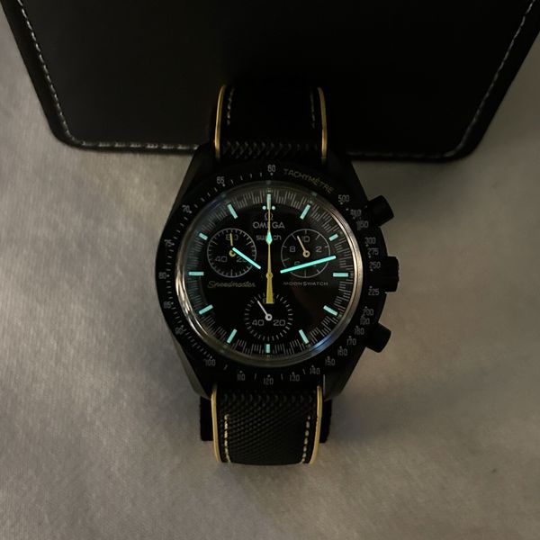 Omega x Swatch Custom Made Dark Side Of The Moon SwatchxOmega â Read ...