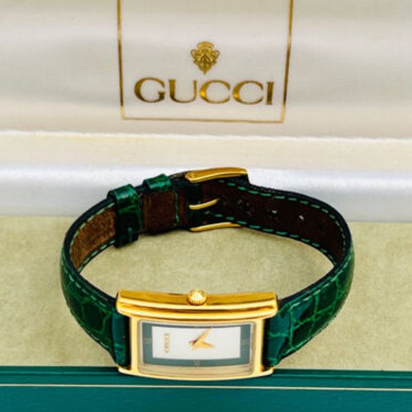 GUCCI 2600L 18K Gold Plated Ladies Gold/Green Watch In Original Box ...