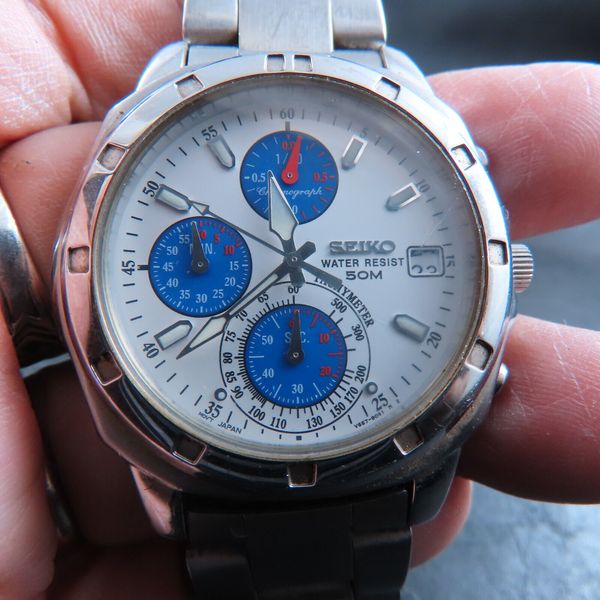 V657 Japan Seiko Chronograph Quartz Men Watch | WatchCharts Marketplace