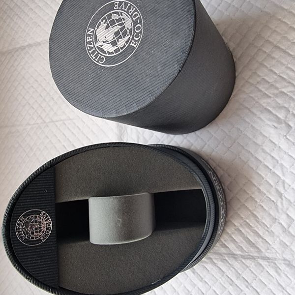 Citizen ECO drive Empty Watch Box | WatchCharts Marketplace