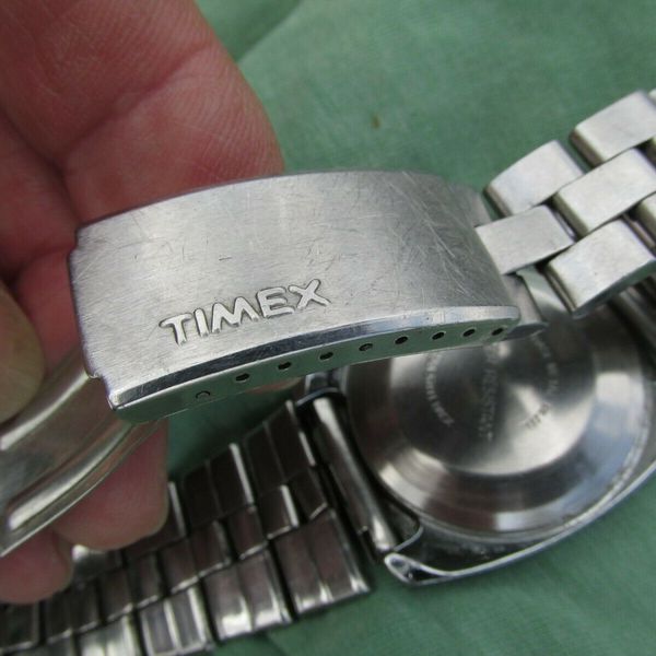 All Original 1980's TIMEX Hand wind Awesome condition running please ...