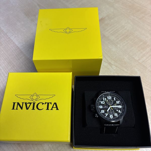 Invicta Lefty Chronograph Black Dial, Black Leather, 3332 Oriented for ...