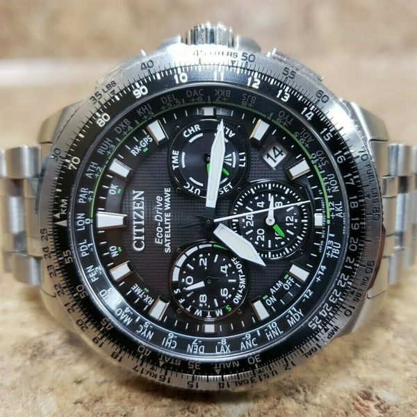 *Men's Citizen Eco-Drive Satellite Wave F900 Stainless Steel Quartz ...