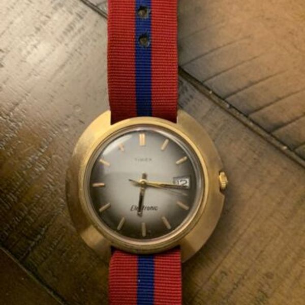 Vintage Timex Electronic Men’s Watch | WatchCharts