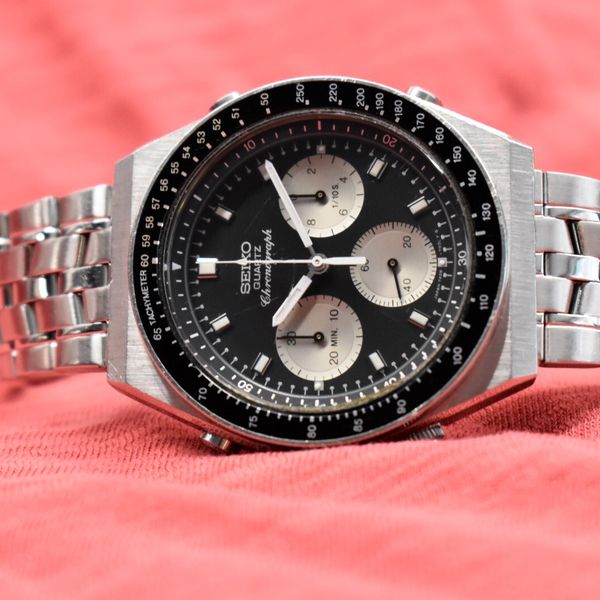 Seiko 7A28-703B Vintage Speedtimer Reverse Panda Quartz Chronograph ...