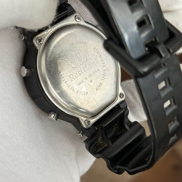 Vintage First Edition Casio G-Shock DW-6900 1289 Menâ s Digital Watch ...