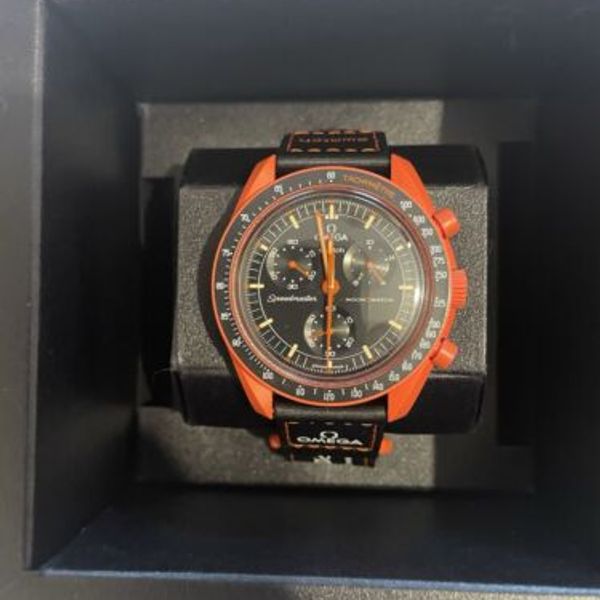 Lava - Mission On Earth - Moonswatch - Omega X Swatch Pre owned Mint ...