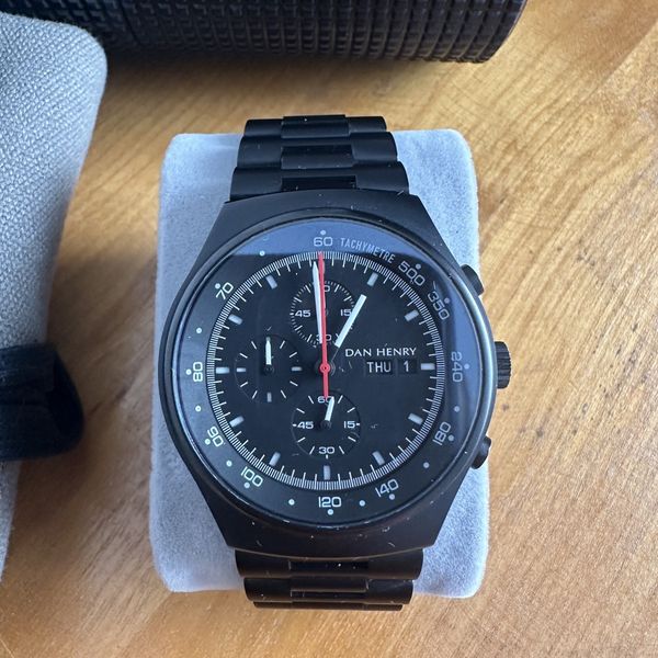 Dan Henry 1972 Maverick Chronograph Quartz V2 Black | WatchCharts ...