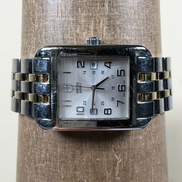Victorinox Swiss Army Alliance Men 24167 Dress Two Tone Quartz 28mm ...