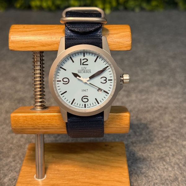 Liv Morris 1967 Automatic Seagull 2551 Men's Watch Men's Watch ...