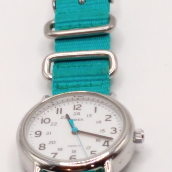 TIMEX WOMEN'S WEEKENDER 12/24 DIAL WATCH - VERY GOOD CONDITION - NYLON ...