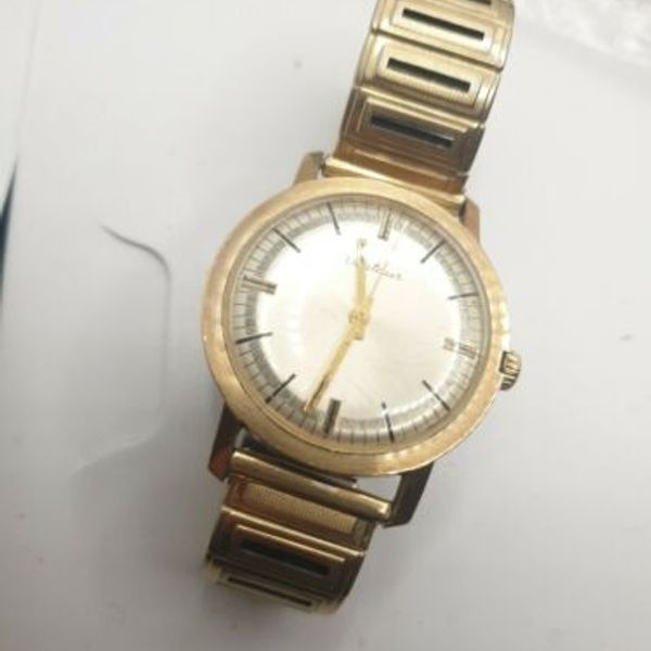 Vintage "Centaur" Watch Manual Winding Cal. Int 21600 70er J. | WatchCharts