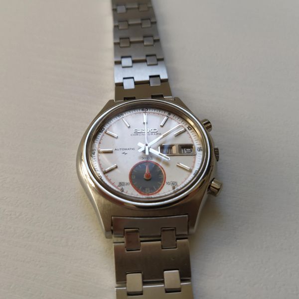 [WTS] Seiko 7016-8001 Automatic Chronograph 5 hands Flyback | WatchCharts