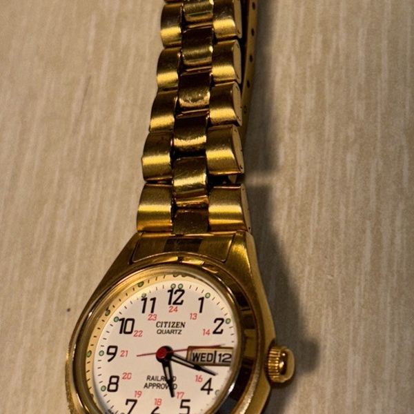 Vintage Citizen Railroad Watch Women Gold Tone Day Date New Battery ...