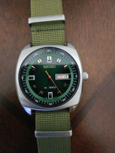 Seiko Recraft Automatic Green Dial Stainless Steel Mens Watch SNKM97 ...