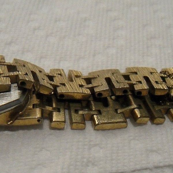 Bulova N5 ladies wristwatch gold nuggets | WatchCharts Marketplace