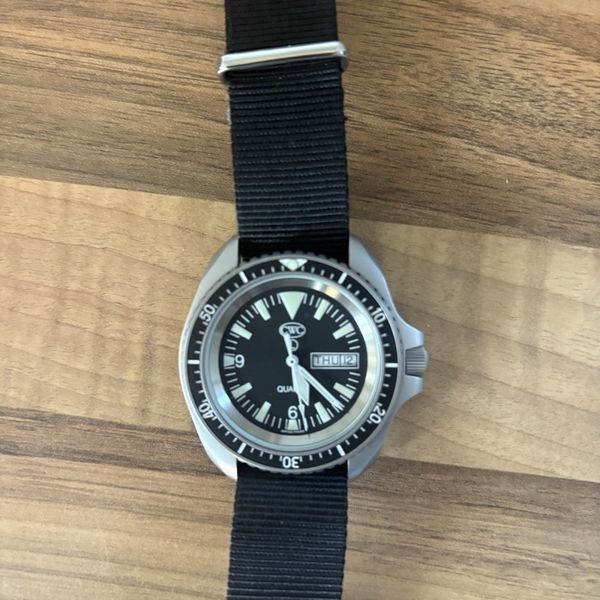 CWC Royal Navy Diver | WatchCharts Marketplace