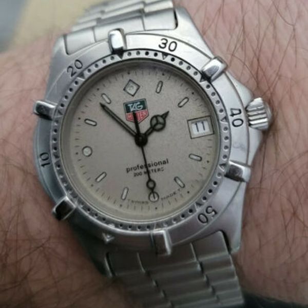 Tag Heuer 2000 Series 962.213 Quartz Midsize Boxed | WatchCharts