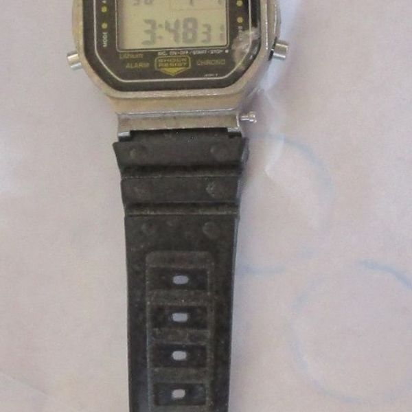 Vintage Casio G-SHOCK DW-5200 Japan Functional W/ New Battery-needs ...