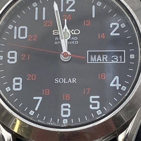 Seiko Railroad Approved Solar V158-0AB0 Mens Water-Resistant Analog Wristwatch | WatchCharts ...