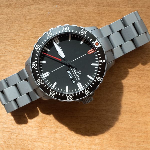 Damasko DA44 w/Bracelet | WatchCharts