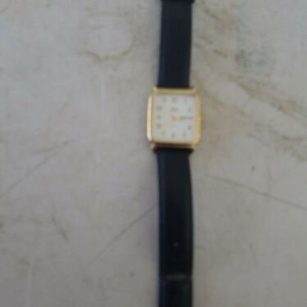 Mens Vintage Timex Indiglo Gold Tone Square Face Quartz 2012 Cell Watch ...