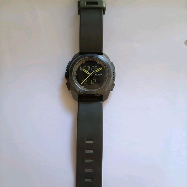 Nixon - The Ripley - Spares Or Repair Only | WatchCharts Marketplace