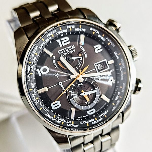 Citizen World Time Model AT 901052E Solar Powered Radio Controlled ...