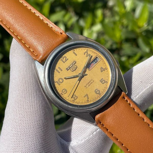 Vintage Seiko 5 Automatic 17 jewels Made in Japan Menâ s Watch 7009-821J | WatchCharts Marketplace